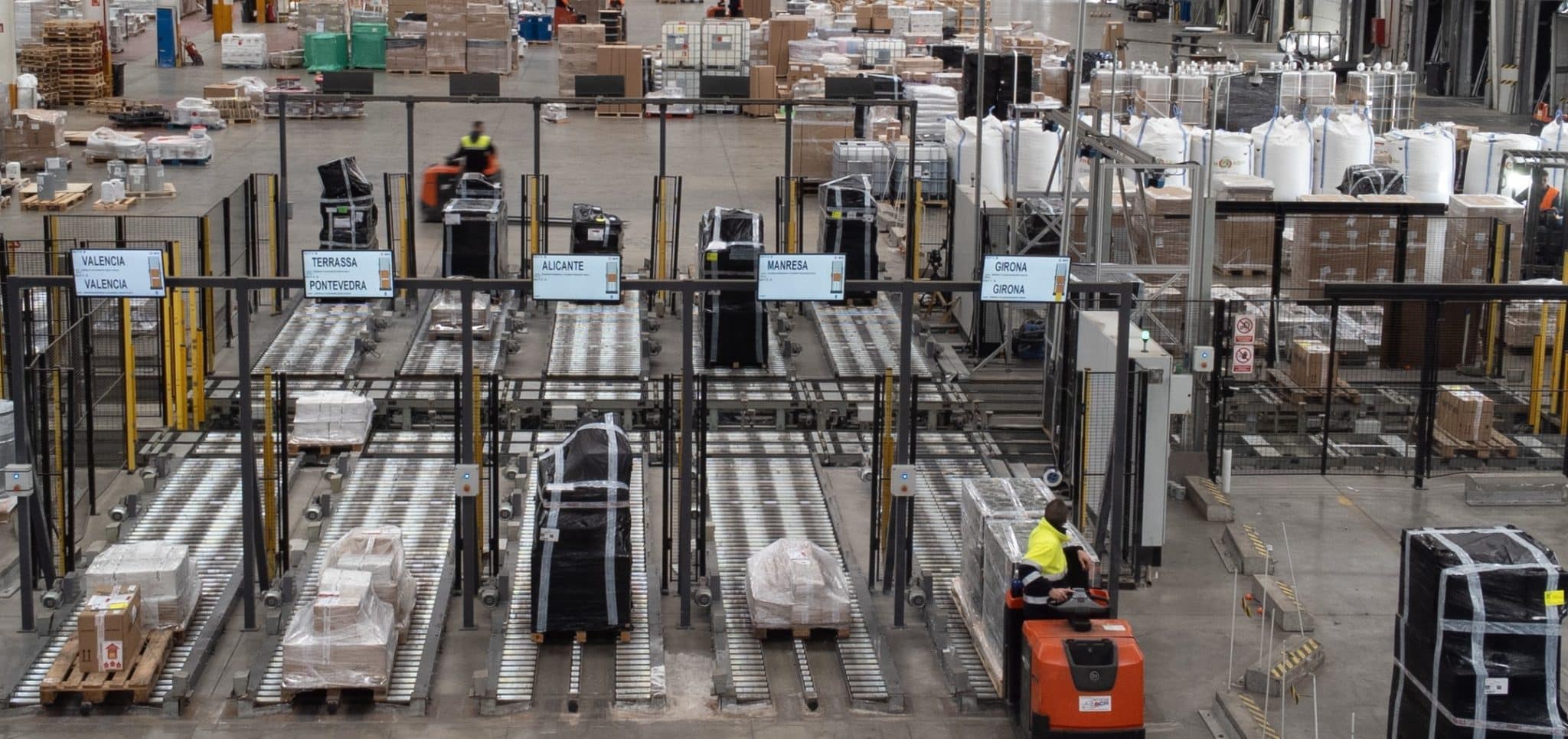 Types of Cross-Docking, Examples, and Which One Is Best for You - Brolla